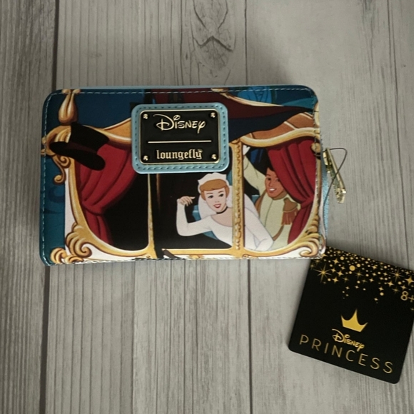 Loungefly | Bags | Bnwt Disney Loungefly Princess Cinderella Wallet ...
